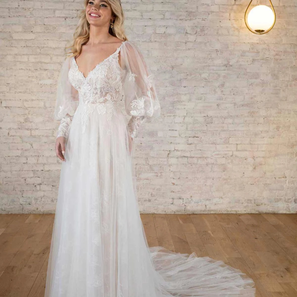 Stella York | 7678 | Moderne Bridal – The Moderne Bridal