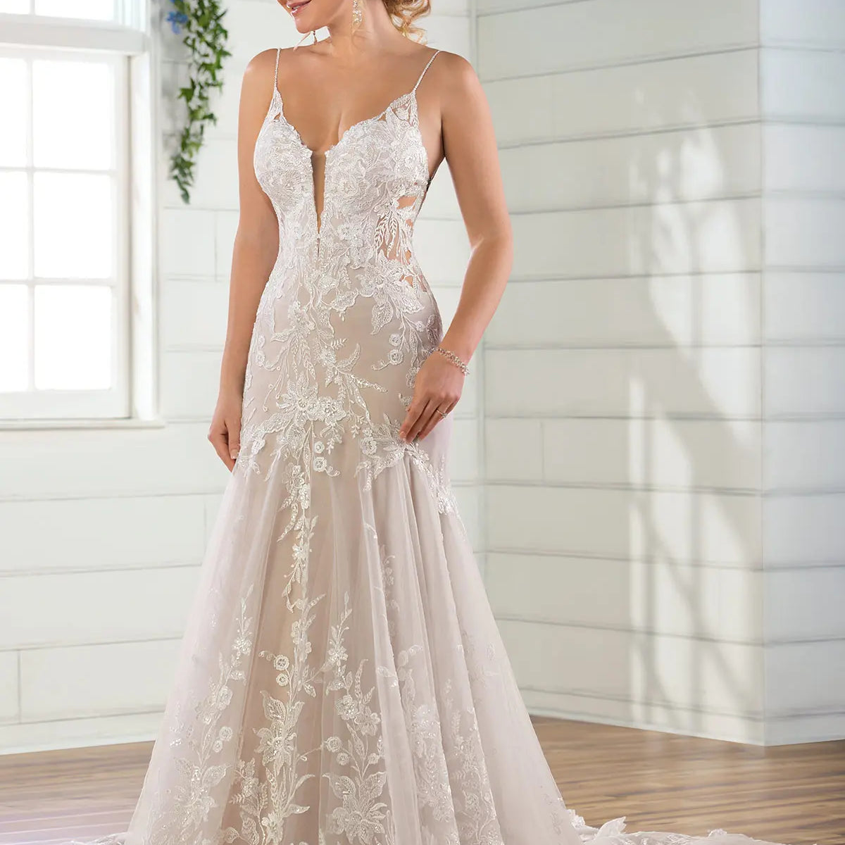 Essence of Australia D2770 | Moderne Bridal, Cork – The Moderne Bridal