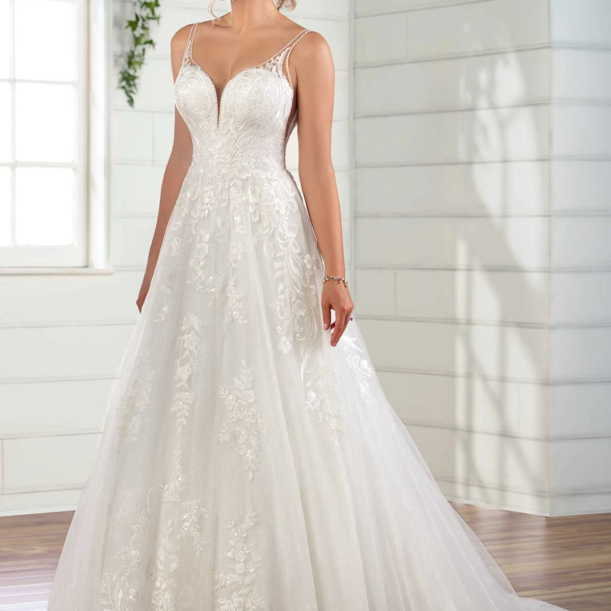 Essence of Australia D2905 | Moderne Bridal, Cork – The Moderne Bridal