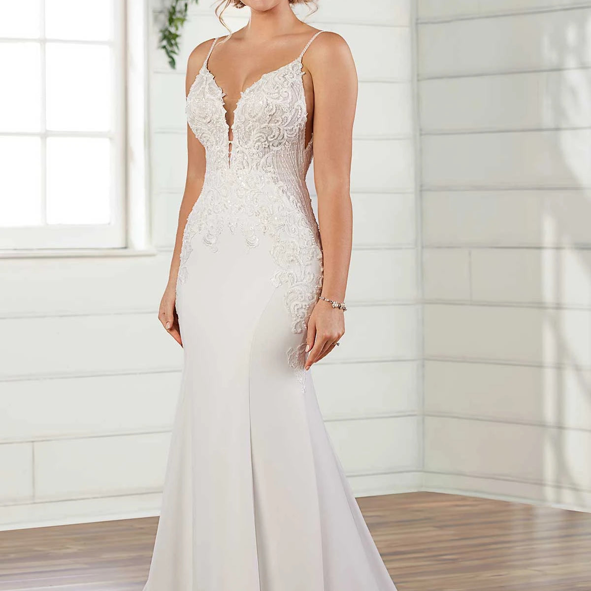 Essence of Australia D2981 | Moderne Bridal, Cork – The Moderne Bridal