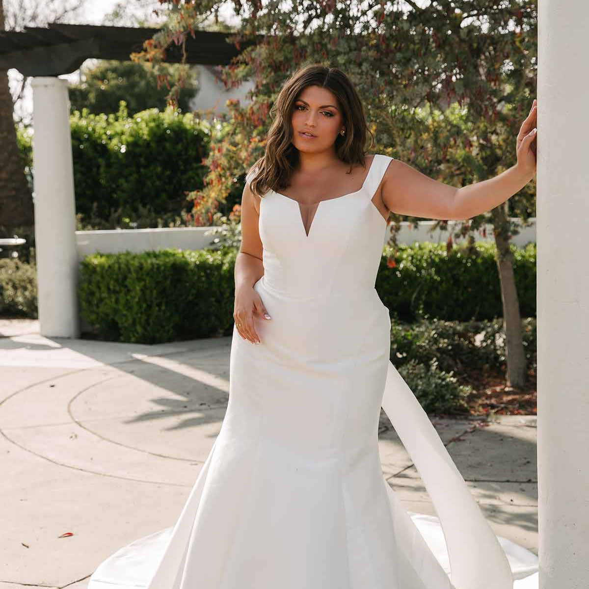 Essence of Australia D582 | Moderne Bridal, Cork – The Moderne Bridal